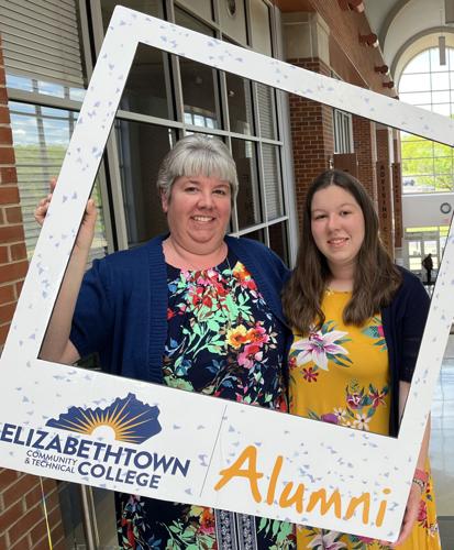 Mother, daughter duo take classes, graduate from ECTC together | Local ...