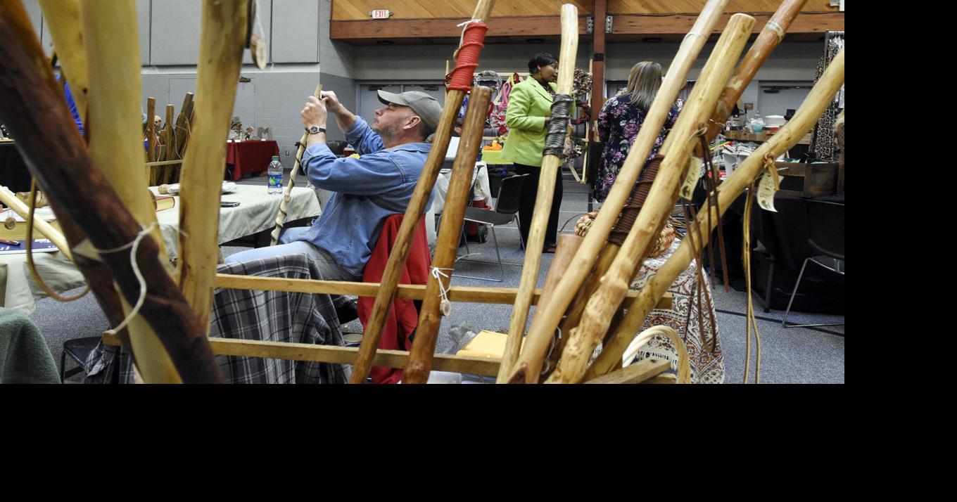 Holiday Marketplace kicks off shopping season | Local News ...