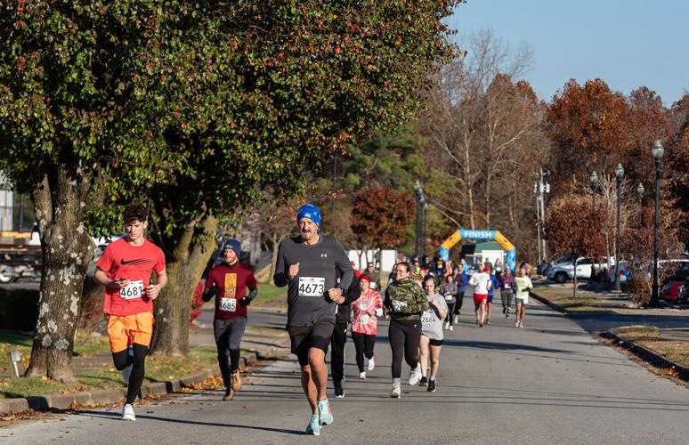 AUSA marks Veterans Day with walk, run | | thenewsenterprise.com