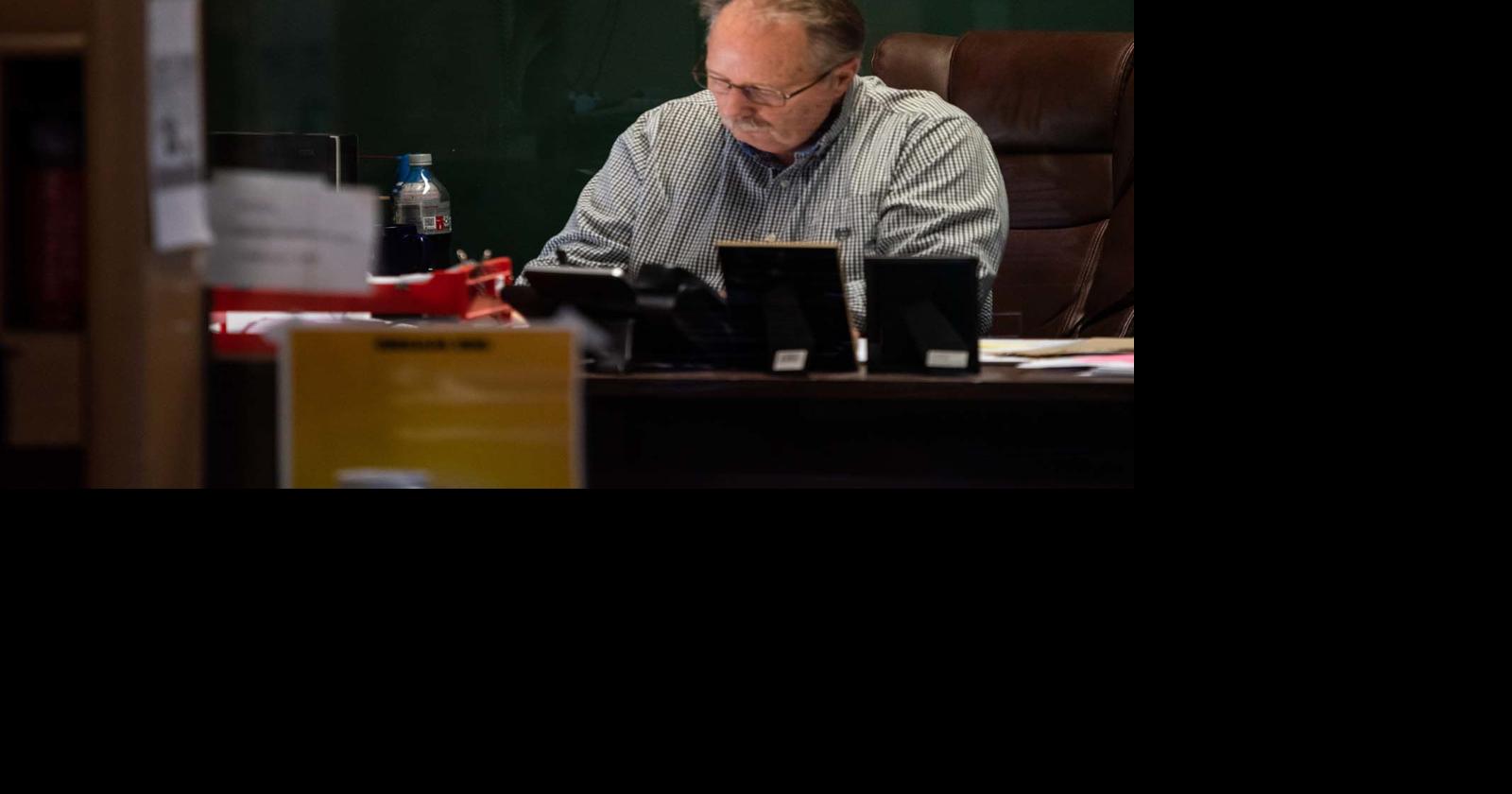 Retiring newsman leaves legacy of telling community stories | Monday's ...