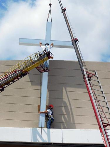 Lifting the cross high | Local News | thenewsenterprise.com
