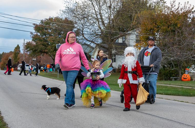 Despite chill, street fill for Halloween | Local News ...