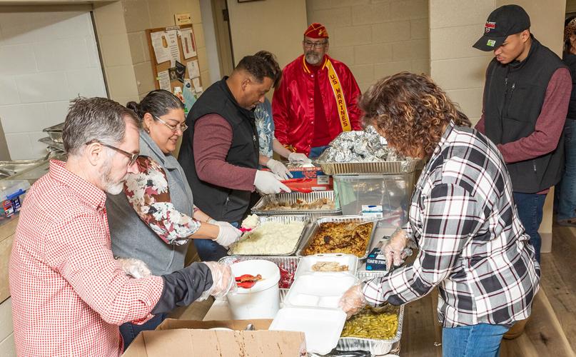 Community dinner gives big family feel for holiday meal | Local News ...