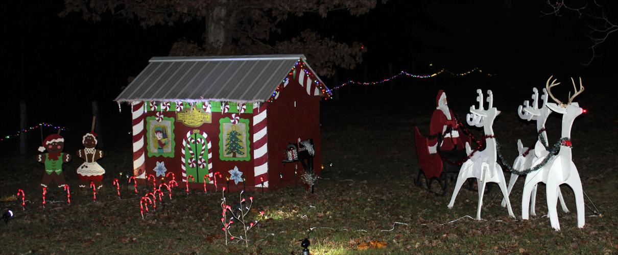 Christmas on a country road | Local News | thenewsenterprise.com
