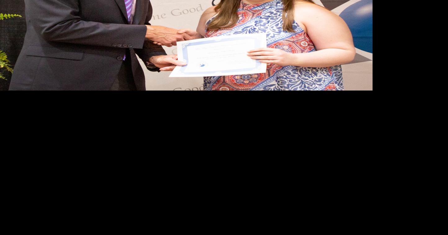 Presta receives Lisa Hays Charness Memorial Scholarship | Neighbors ...