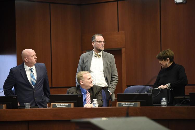 New faces line fiscal court | Local News | thenewsenterprise.com