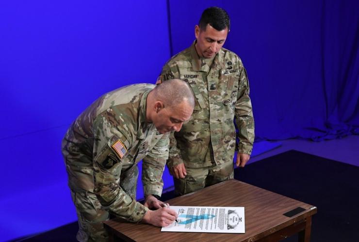 Fort Knox command team signs Sexual Assault Awareness and Prevention ...