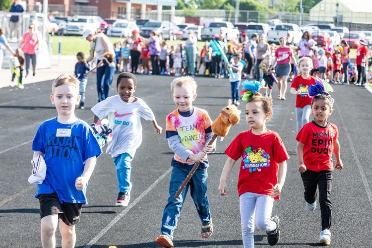 Off to the races: Preschool students get a taste of tradition with ...