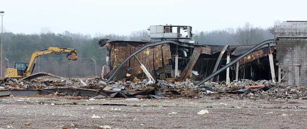 Demo work nears completion on Redmar | Local News | thenewsenterprise.com