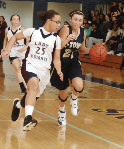 GIRLS' 5TH REGION BASKETBALL TOURNAMENT: Marion County leads wire-to ...