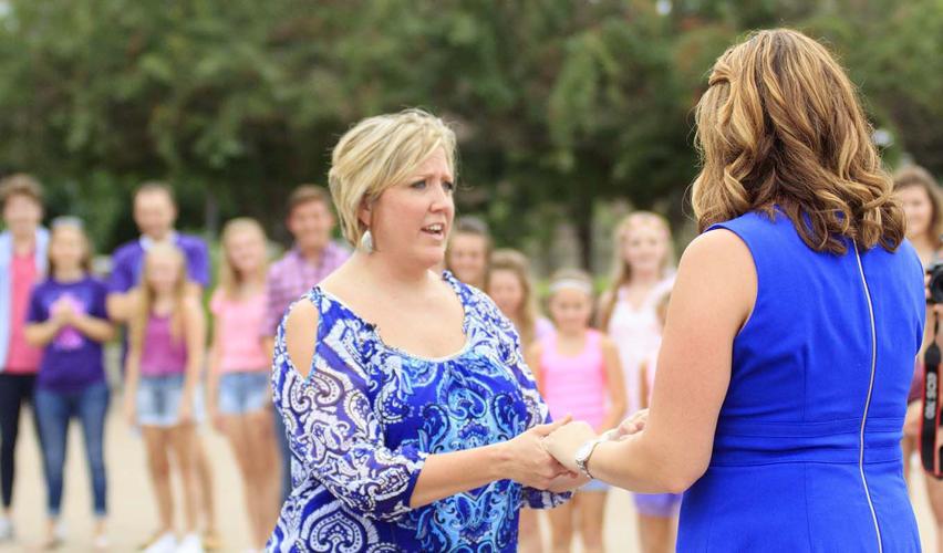 Flash mob proposal takes Elizabethtown woman by surprise | Local News ...
