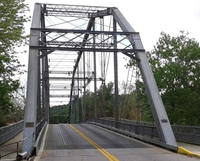 Frankfort’s famous Singing Bridge needs to be replaced, engineers say ...