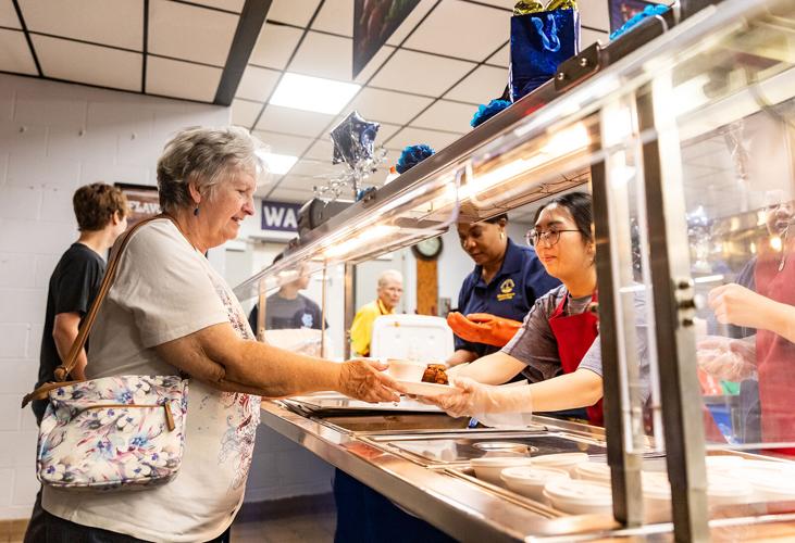 Chicken dinner helps E’town Lions pour back into community | Local News ...