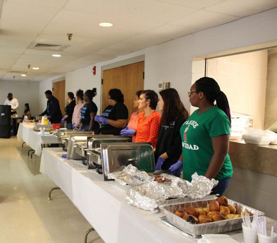 Radcliff celebrates Christmas with free meal, fellowship | Local News ...