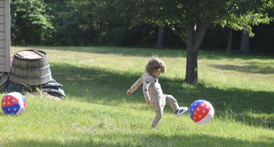 Summer Reading Kick-off brings laughs, love of books for all | Local ...