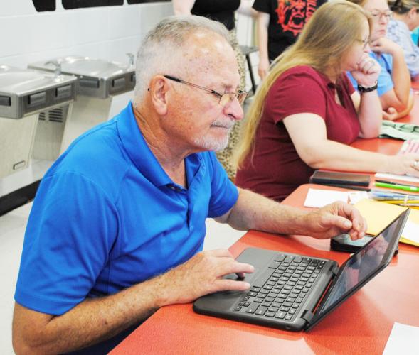 Sixth-grade students get glimpse of middle school experience ...
