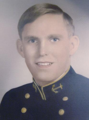 Navy veteran Jarrett gives back to others who served | Monday's Man ...