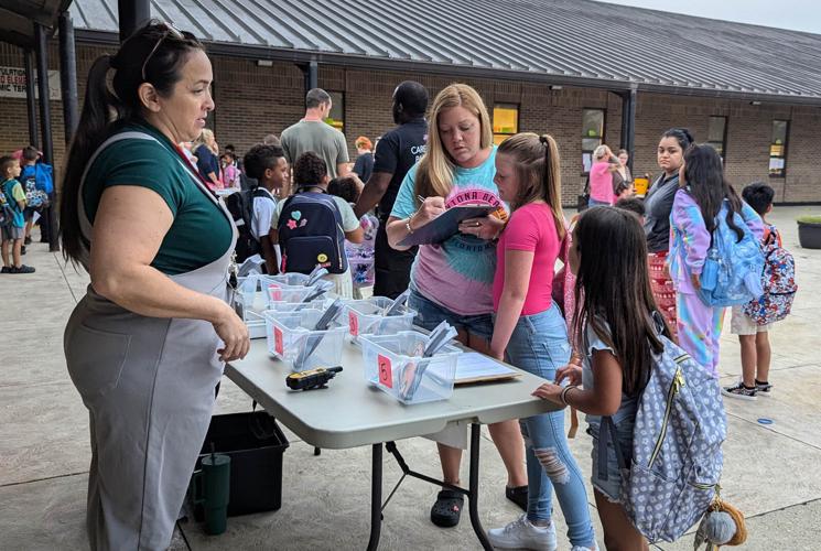 Hardin County Schools Students Head Back To The Classroom Local News