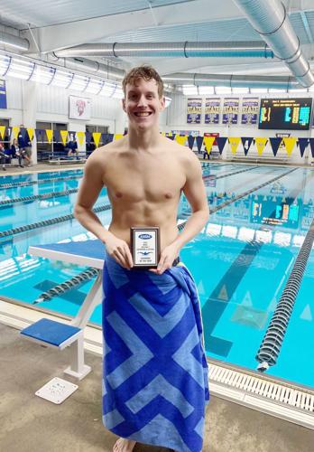 One last ride: EHS’s Hayes preps for final state swimming championships ...