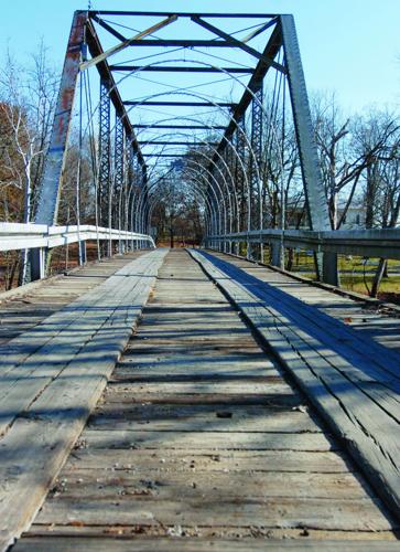 Bridge focal point of town | News | thenewsenterprise.com