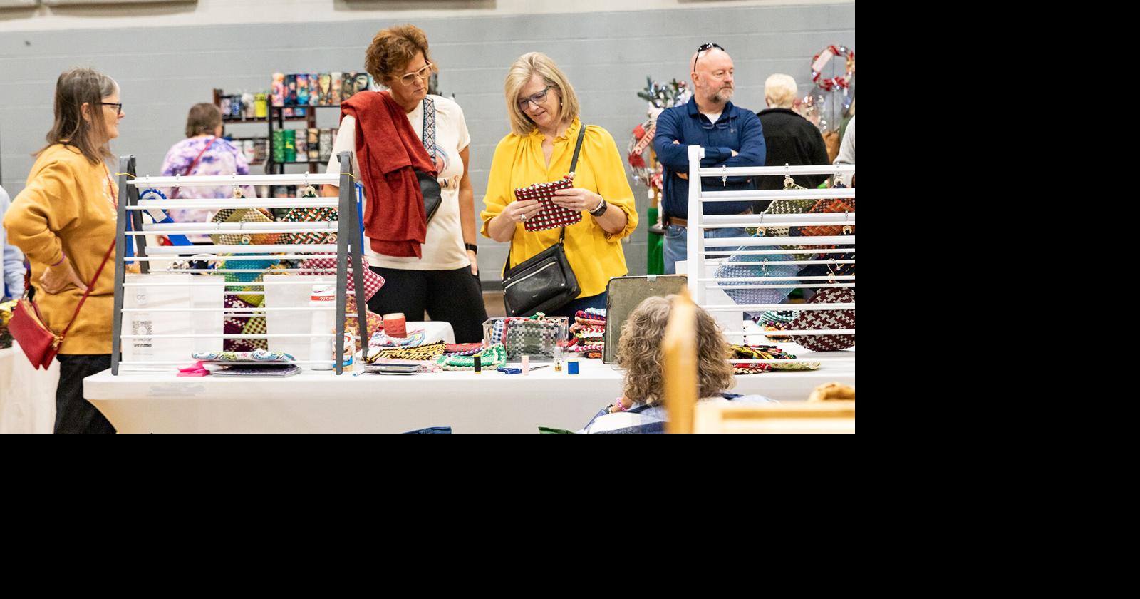 Shoppers get start on holiday gifts with craft show fundraiser | Local ...