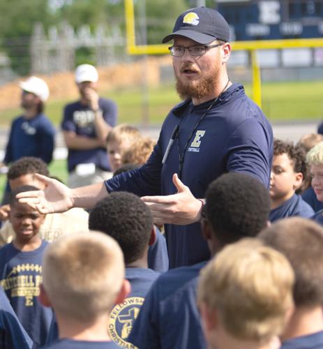 Fun with football fundamentals | Sports | thenewsenterprise.com