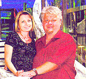 Logsdons celebrate 25th wedding anniversary | Neighbors ...