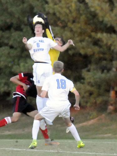 BOYS' PREP SOCCER: Bulldogs blow by Bruins (09/23) | Sports ...