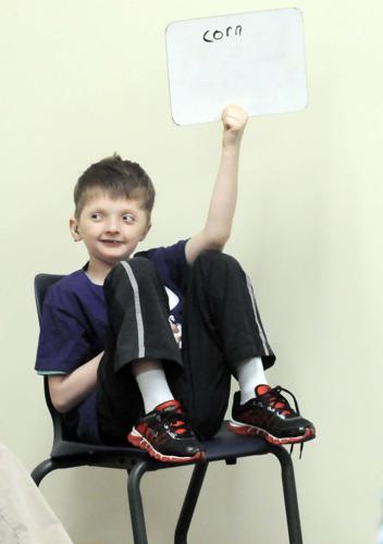 Deaf, hard of hearing students compete in inaugural state spelling bee ...