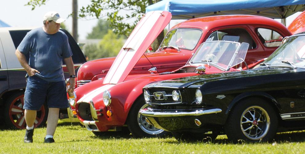 PHOTOS: What Would Jesus Do car show | Local News | thenewsenterprise.com