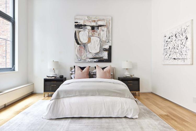 Modern mauve and black | Interior Decoration | thenewsenterprise.com
