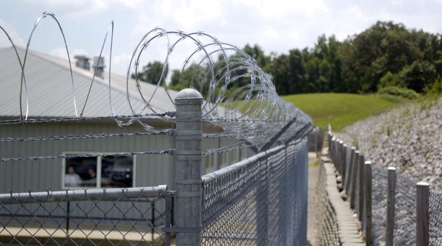 Lockdown: Jail fortifies perimeter around minimum security building ...