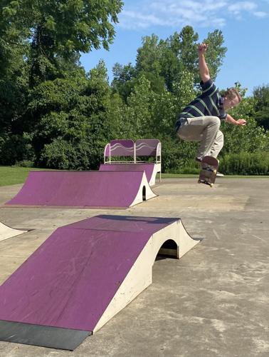 Getting their ‘air’ on | Local News | thenewsenterprise.com