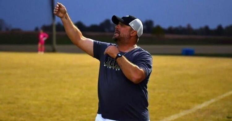 Longtime Elizabethtown soccer coach steps down | High School Sports ...