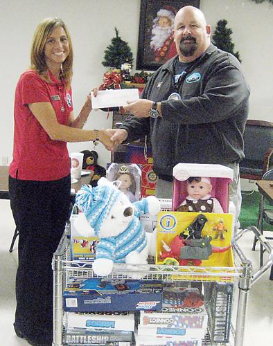 Radcliff Rotary Club members give back to the community | Neighbors ...