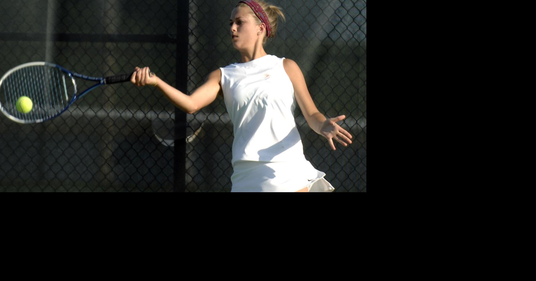 GIRLS' PREP TENNIS: E'town's Fiepke wins region singles title again (5/ ...