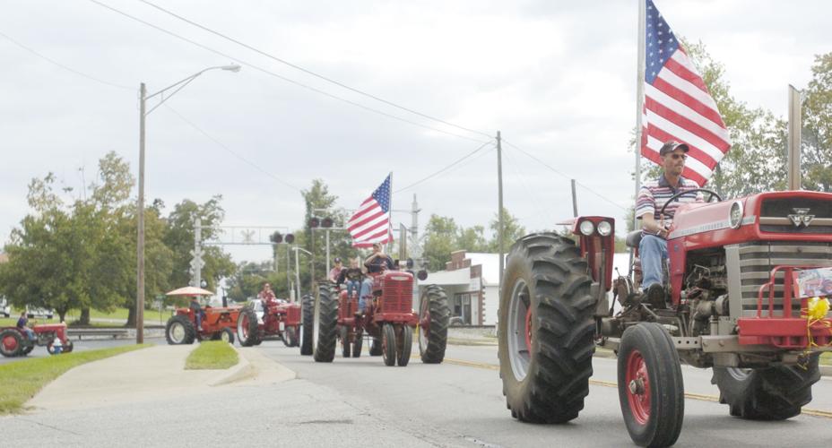 Tractor cruise | Local News | thenewsenterprise.com