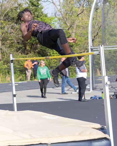 Going over the bar | | thenewsenterprise.com