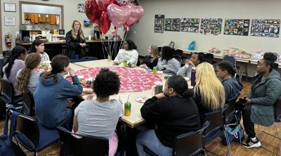 Tomlin speaks to S.A.I.L. youth | Neighbors | thenewsenterprise.com