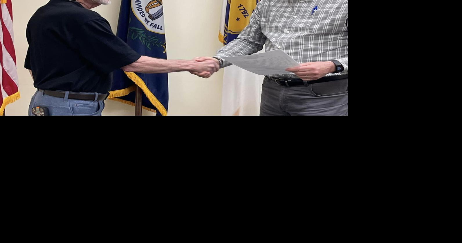 Former coroner returns to duty | Local News | thenewsenterprise.com