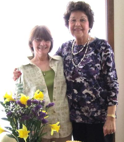 Potted Few Garden Club has program on heirloom tomatoes | Neighbors ...