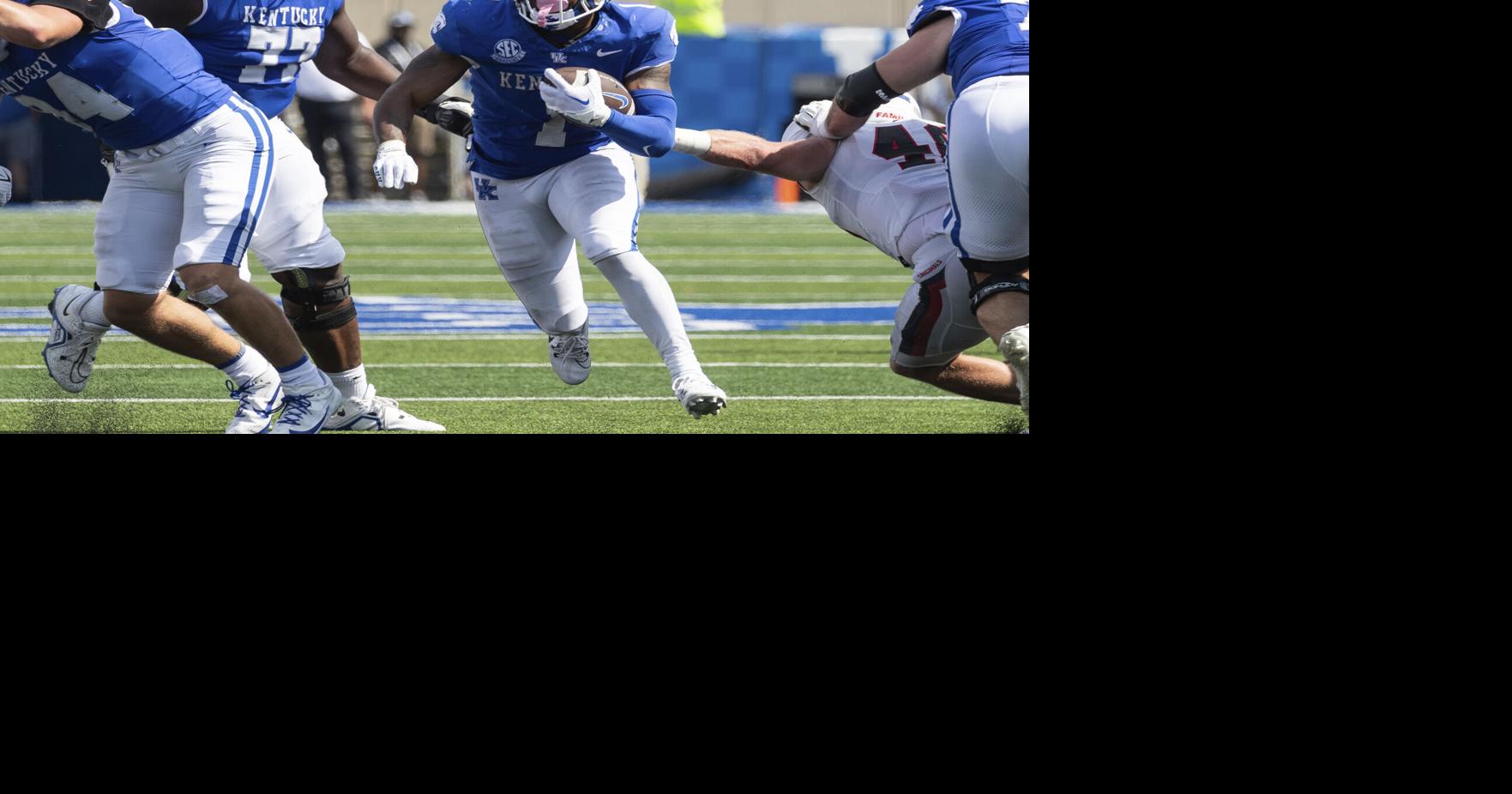 Ray Davis follows in footsteps of powerful UK running backs | College ...