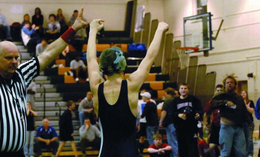 WRESTLING: John Hardin wins second straight region title (02/15 ...