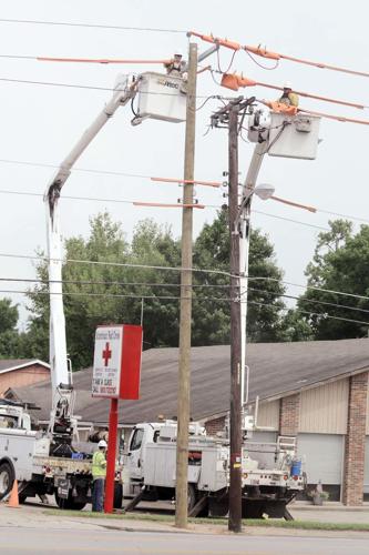 Raising the lines | Local News | thenewsenterprise.com