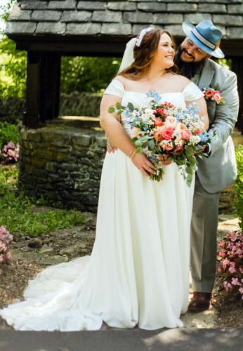 Giron | Weddings | thenewsenterprise.com