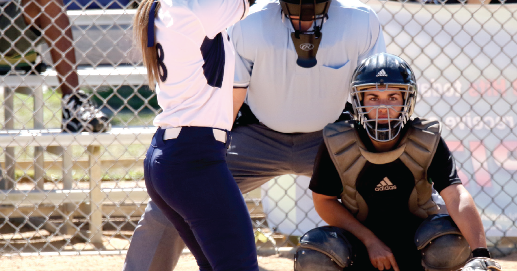 Softball sends off seniors | Sports | theonlinecurrent.com