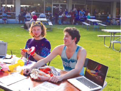 Satirical news site is ‘thee’ next big thing | Culture ...