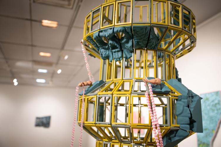 Mark McLeod explores the subjectivity of memory with 'Threadlines ...