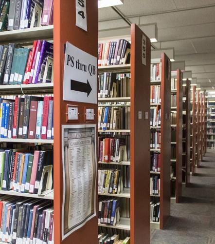 Students discouraged with new library hours | News | thepenn.org