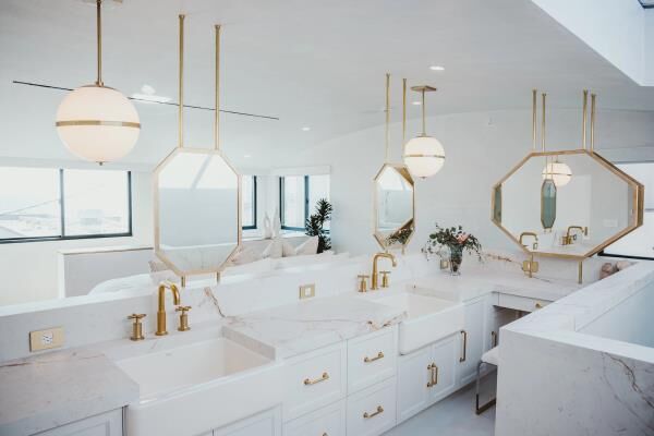 Things to Consider When Hiring an Interior Designer | Home Decorating ...